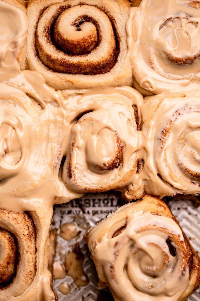 Dirty Chai Cinnamon Rolls - Buuck Farms Bakery